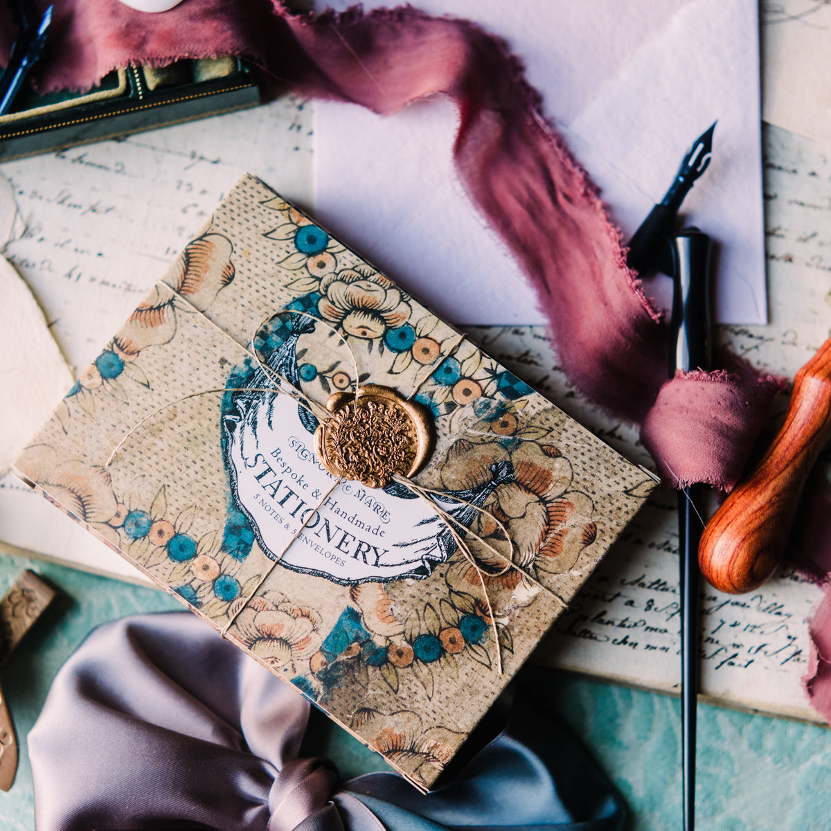 Handmade Paper Stationery Set – Saint Signora